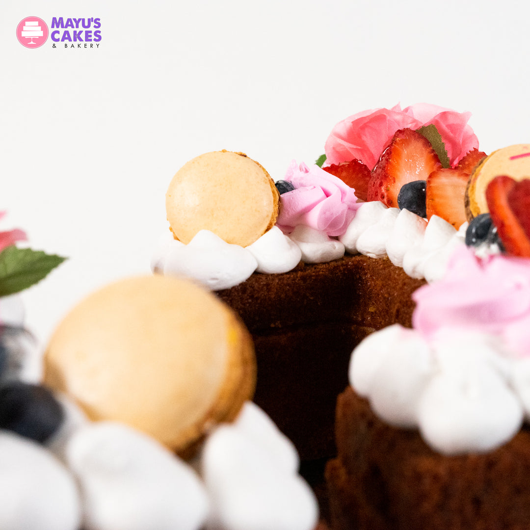 Berry Floral Number Cake – Mayu's Cakes & Bakery