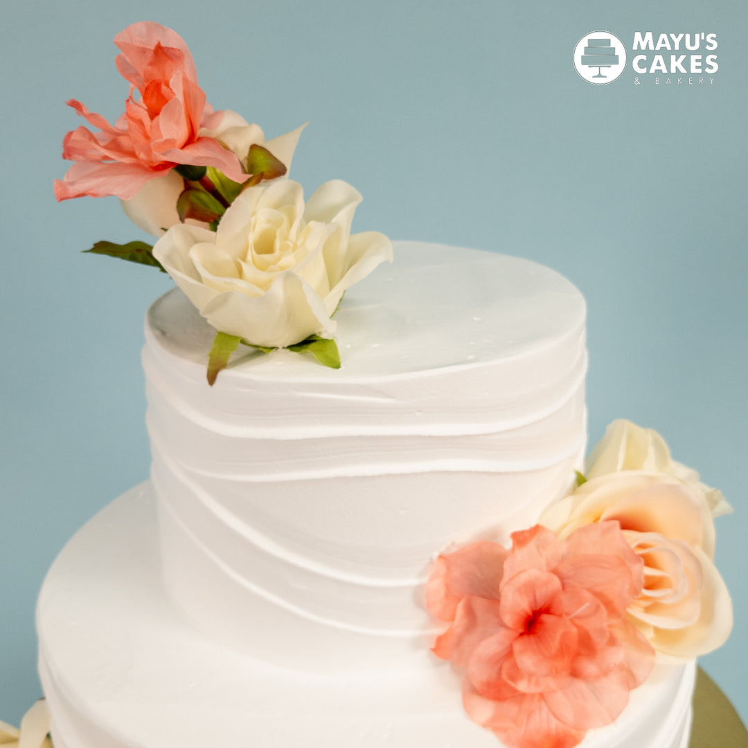 White & Flowers Cake – Mayu's Cakes & Bakery