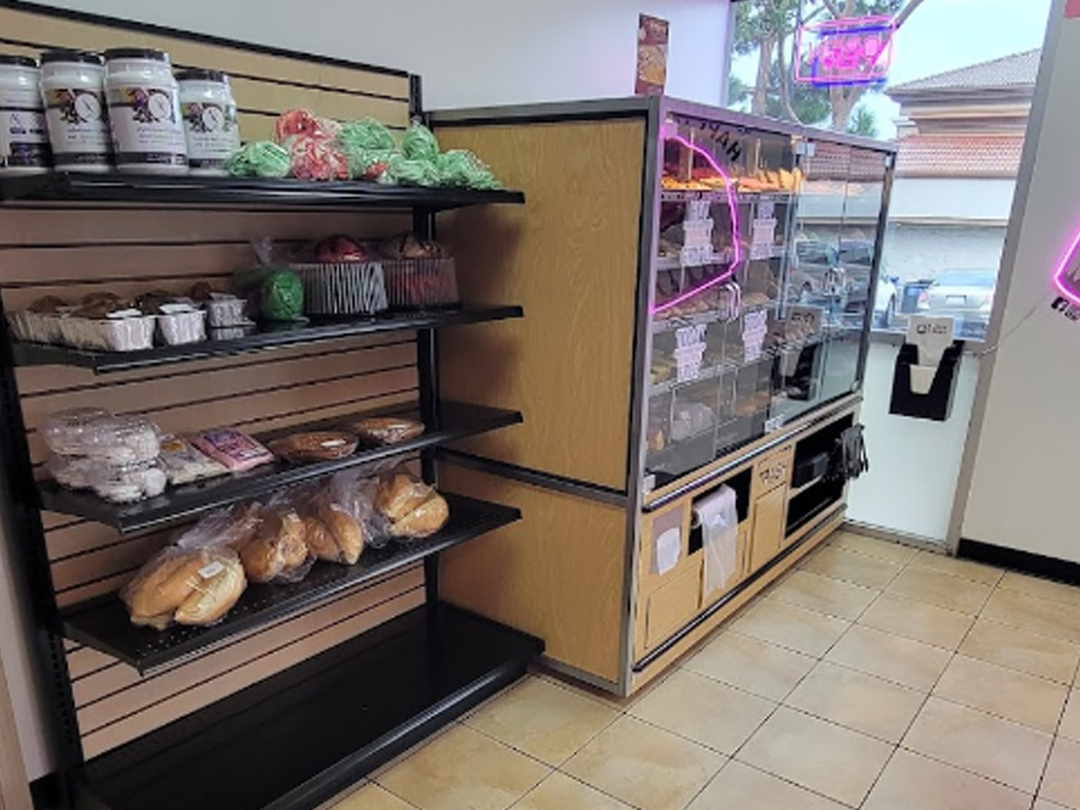 Mini Cakes – Mayu's Cakes & Bakery