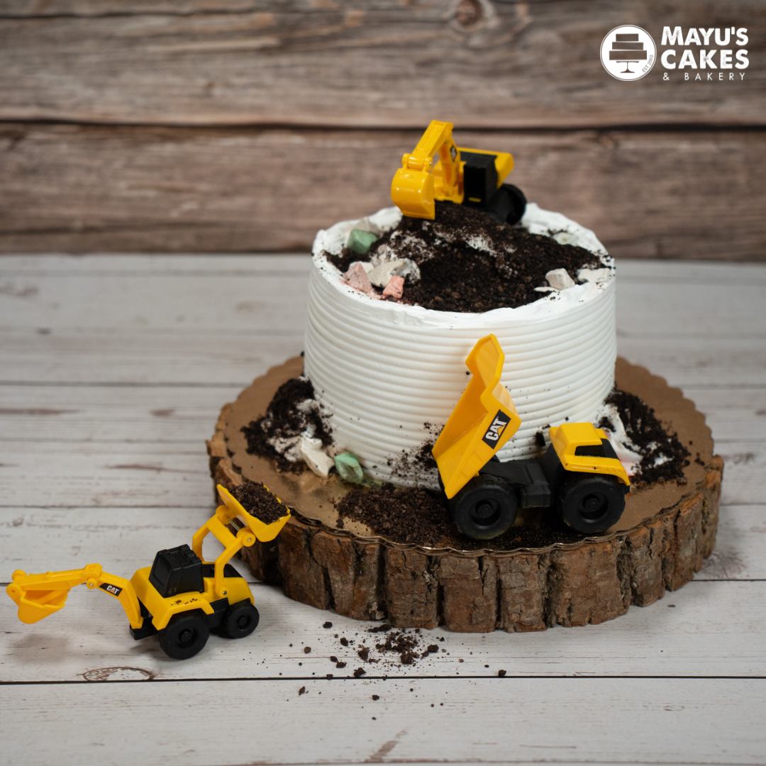 Sweet Build Cake – Mayu's Cakes & Bakery