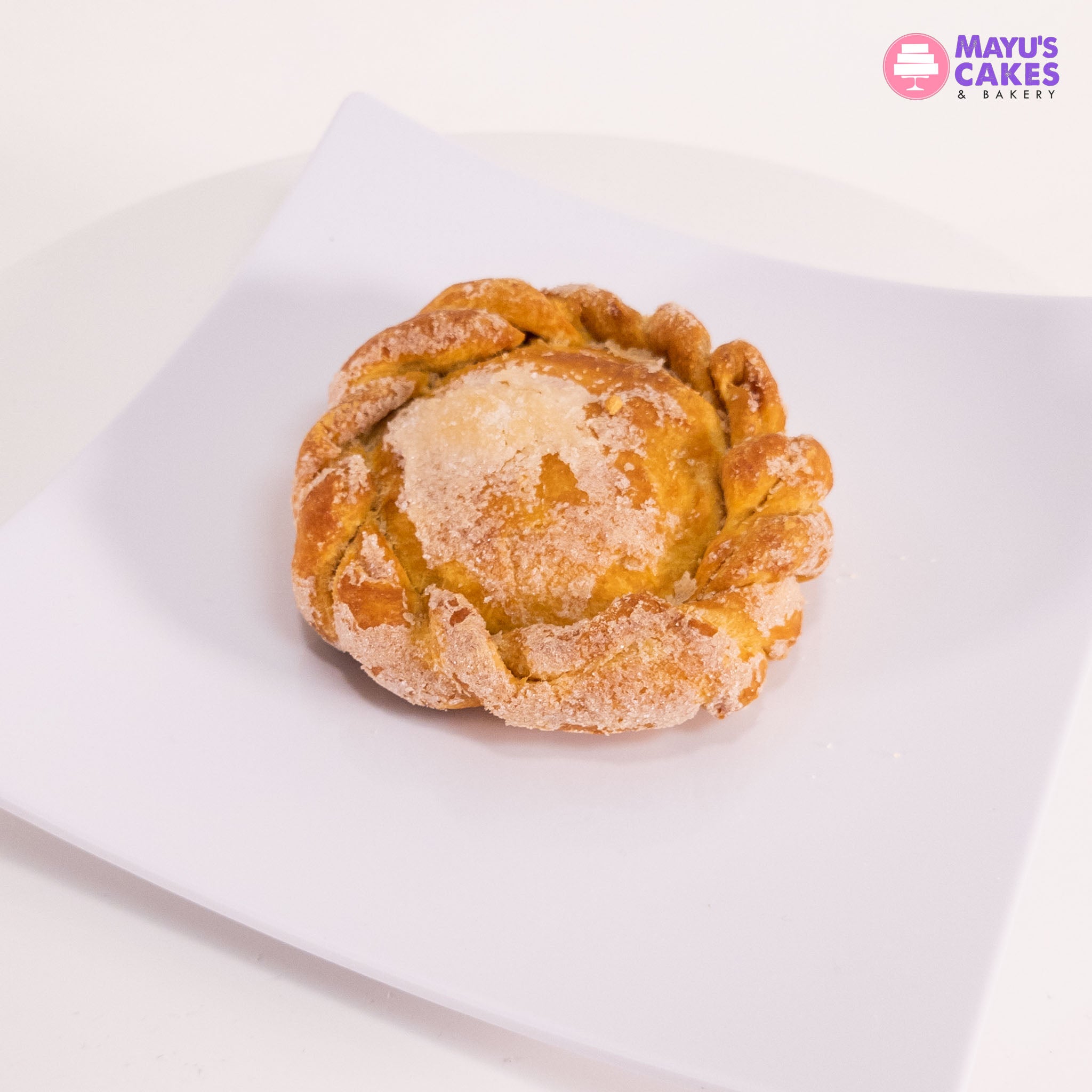 Salvadoran Pastelito - Pineapple CO – Mayu's Cakes & Bakery
